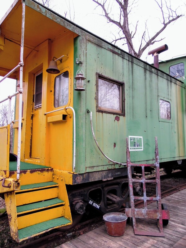 Unique Train Caboose Tiny House & Event Space. Antique Shops & Norman Close By - Dahlgren Lake, OK