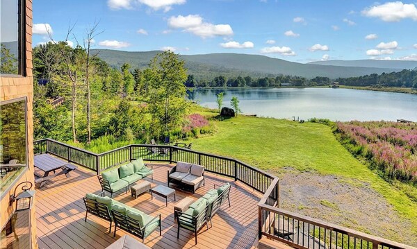 The Hunter Chalet - Phoenicia, NY