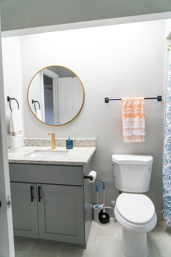 Cozy 2-bedroom Hideaway With Wifi, Ac The Heart Of Fort Myers - Caribe