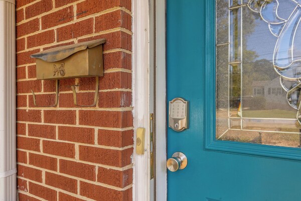 Hatch Haven, By Renew Rentals, Wifi, And Dogs Welcome - Florence, AL