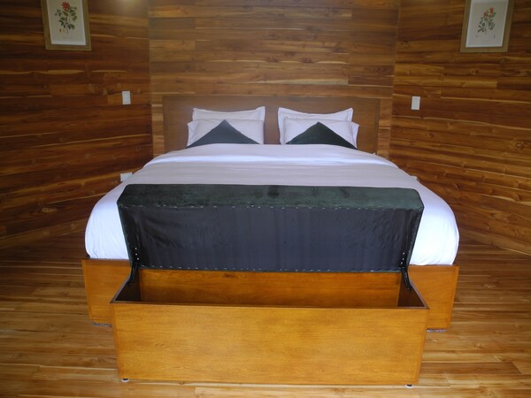 Mogambo Ecolodge, A Private Botanical Garden Stay Near Bogota - Viotá