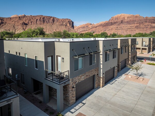 New Listing - 20% Off | Pet Friendly I Pool & Hot Tub - Moab, UT