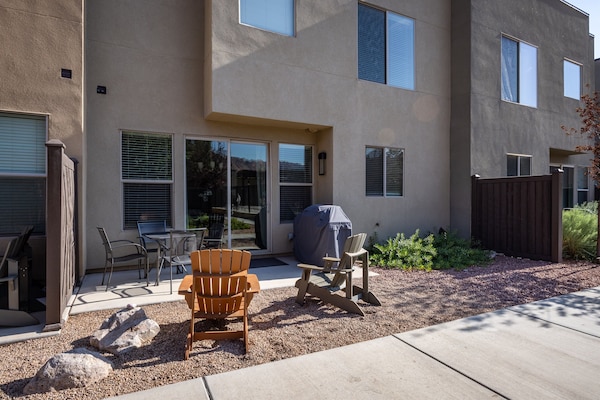 New Listing - 20% Off | Pet Friendly I Pool & Hot Tub - Moab, UT
