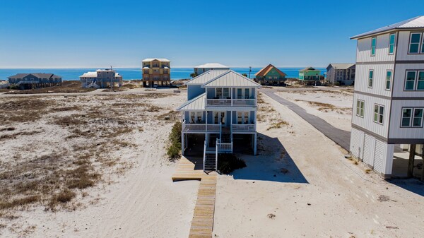 Reduced Rate! Sandy Beach *Waterfront, Private Pier* - Gulf Shores, AL