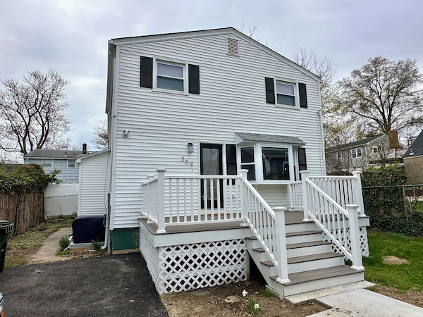 Charming 3-bedroom House With Wifi, Ac In Serene Fairfield - Bridgeport, CT