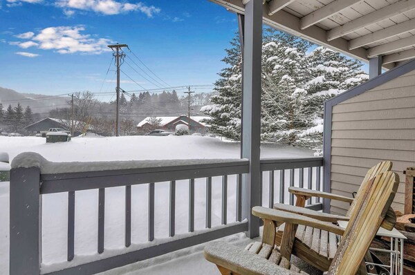 Cozy Studio With Fireplace, King Bed, A/c - Salamanca, NY