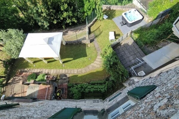 Oasi Di Charme In Toscana: Spazi Storici Con Idromassaggio Privato - Bagni di Lucca
