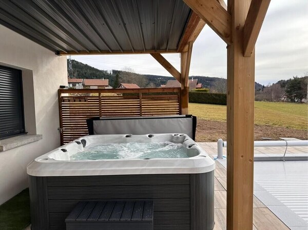 Chalet Plume D'eau - 11 Pers - Swimming Pool/petanque/baby-foot - 10min From Gerardmer - Corcieux