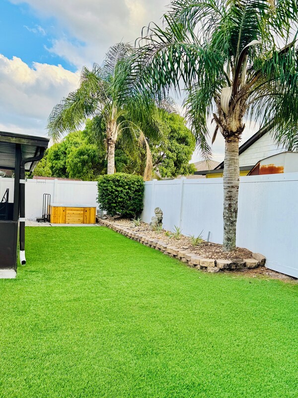 3-bedroom House In Phenomenal Orlando With Wifi, Ac,jacuzzi And Billiards Table - Orlando