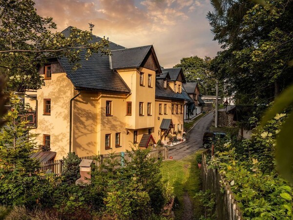 Studio - Spielzeughof Seiffen - Pension - Olbernhau