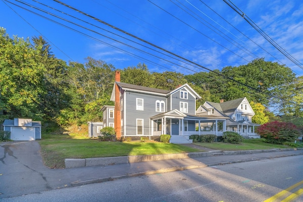 Your Charming 4br Retreat Home Minutes From Casino Excitement! - Connecticut
