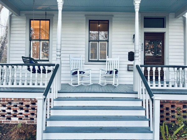 Historic Home In Downtown Wilmington - One Block From Riverwalk -King Size Beds - Wilmington, NC