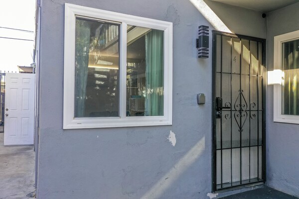 Charming 2-bedroom Apartment In Terrific San Diego North Park Area With Wifi - SDSU, San Diego