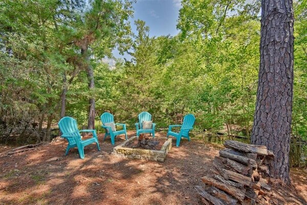 Relaxing 2-bedroom Cabin On Lake Jean - Texas