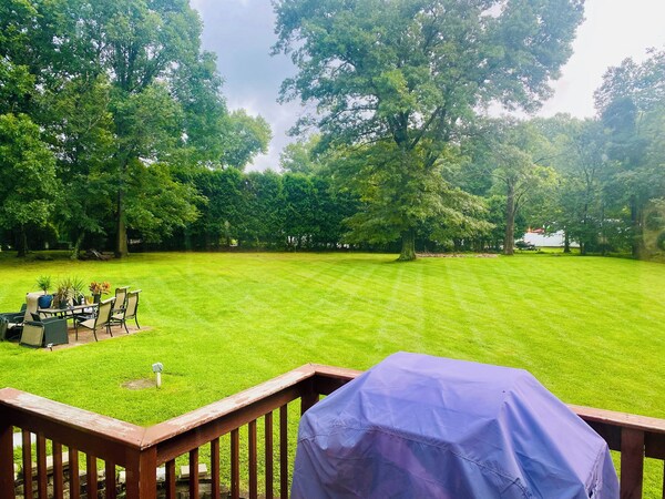 Stylish Comfort In Carmel Hamlet Ny - Yorktown, NY