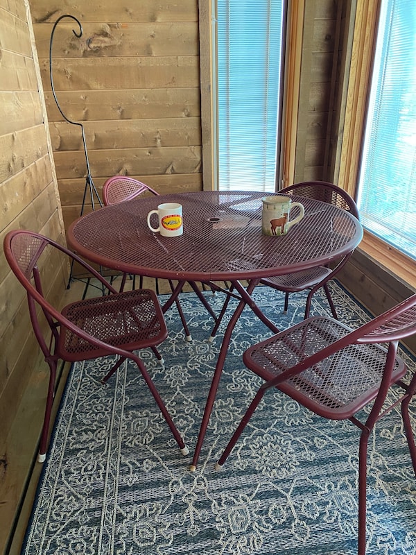 Cozy Lake View 3-bedroom House Wifi, Ac In Oshkosh-great Spaces Inside & Out Eaa - Oshkosh, WI