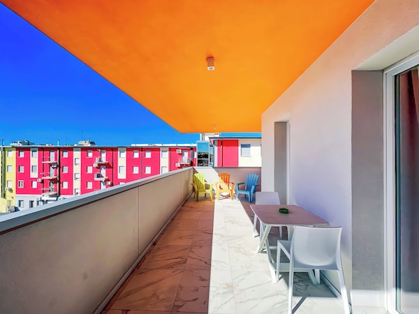 Modern Comfort In Bibione Centre - Bibione