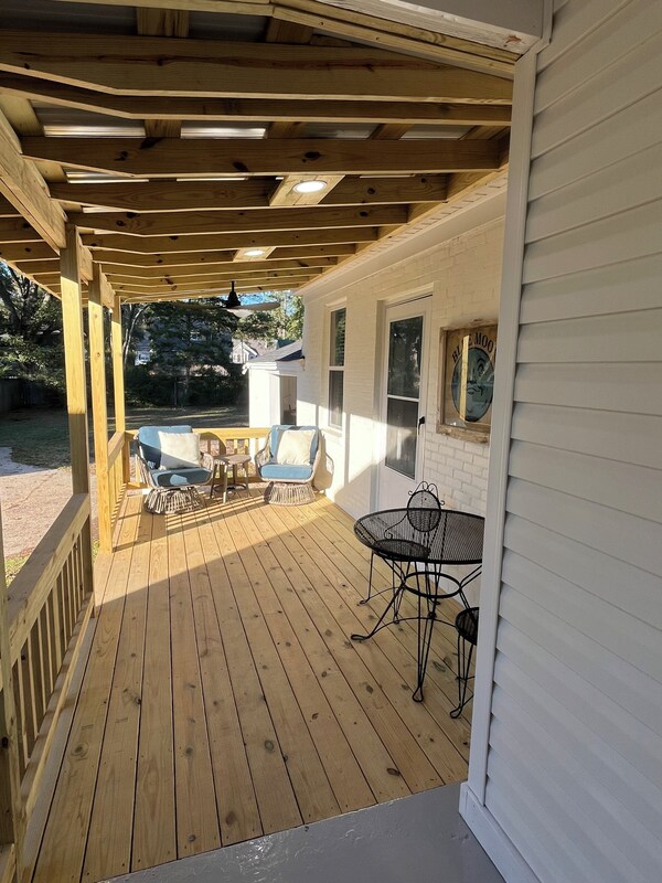 Enjoy This Elegant Artdeco Home Centrally-located In The Heart Of Tupelo. - Tupelo, MS