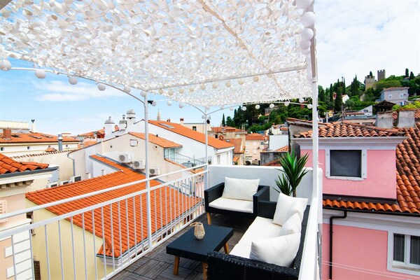 One Bedroom Apartment With Rooftop Terrace Altana - Strunjan