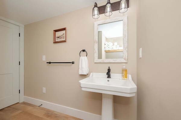 Welcome To Willow Brook Farm.  A Completely Updated 1790 Farmhouse! - Rochester, NH