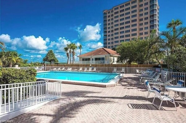 Beachfront Lovers Key Wit Heated Pool - Lover's Key State Park, Fort Myers Beach