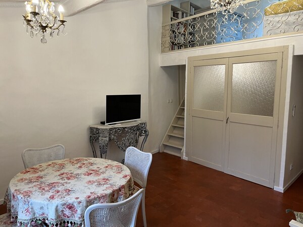 Charming Studio In Downtown L'isle Sur La Sorgue - Cavaillon