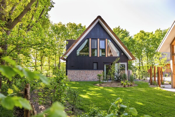 Wellness, Ruimte En Luxe Onder ééN Dak  Voor 10 Levensgenieters. - Ede
