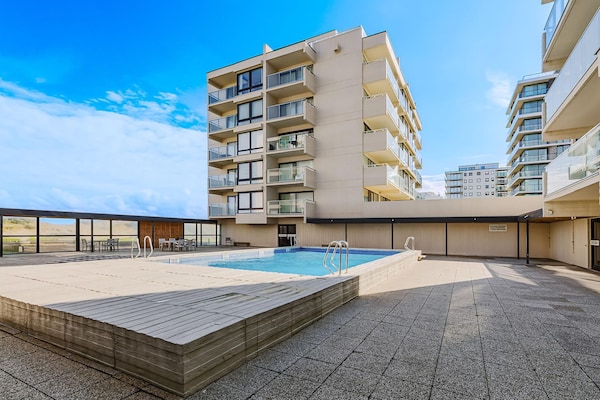 3 Bedroom Accommodation In De Panne - Plage de Zuydcoote