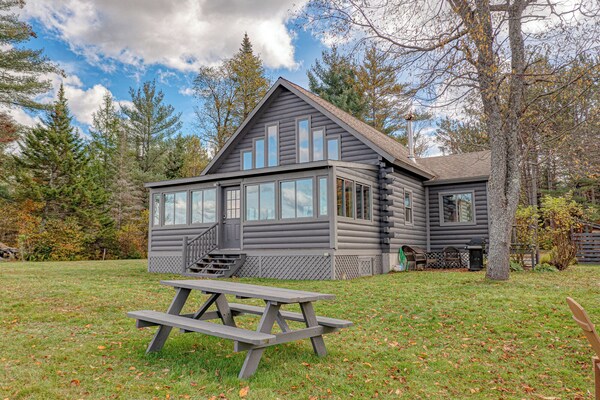 Rivers Bend -  Riverfront Bretton Woods Cabin - Franconia, NH