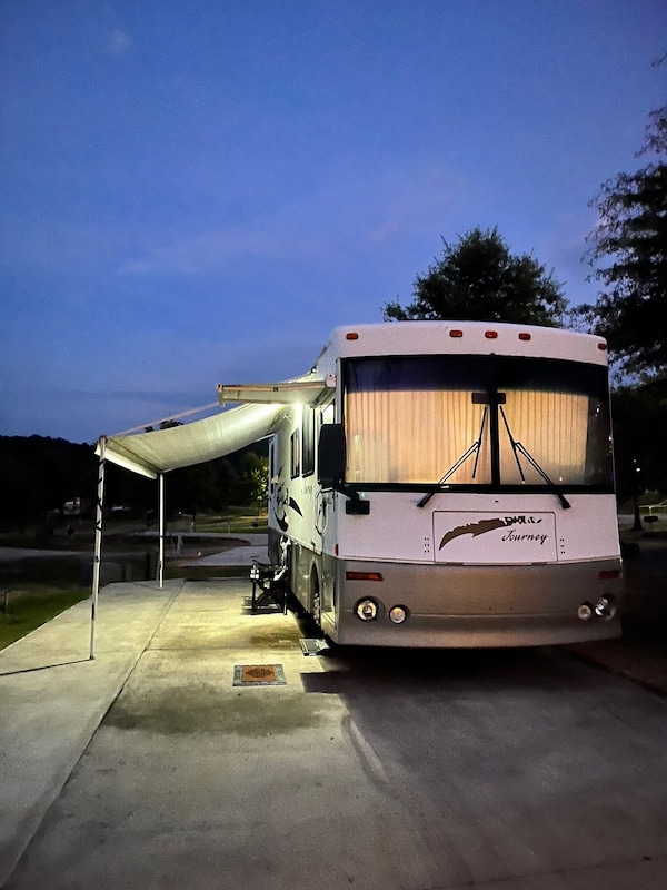 Cozy Rv With Ac Located In Ocean Springs - Biloxi Casinos Nearby. - Biloxi