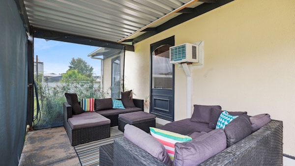 Hazel Hut -12 Hazel Street, Goolwa Beach - Middleton