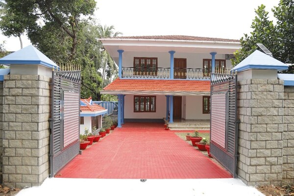 3-bedroom House In Fabulous Varapuzha With Wifi And Ac - Kochi