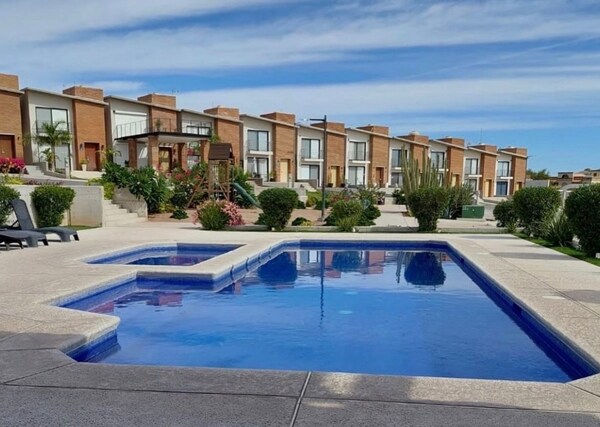 Hermosa Y Tranquila Villa, Muy Centrica Y Segura Frente Al Area Comun. - Baja California Sur