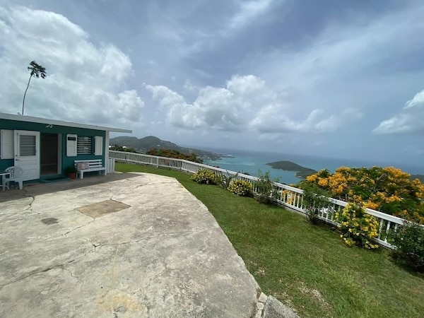3-bedroom House In Lovely St Thomas With Wifi, Ac,grill Area, Beach Toys,games - Saint Thomas
