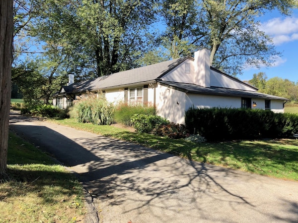 Cozy 3 Bedroom Cottage On Farm - Limerick Township, PA