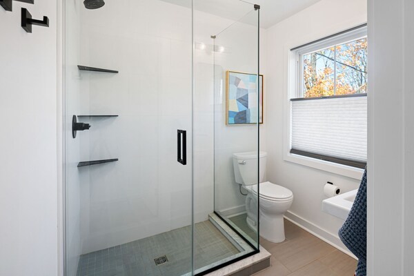 Charming 1-bedroom In Welcoming Ardmore With Wifi, Ac, Washer/dryer In Unit. - Ardmore, PA