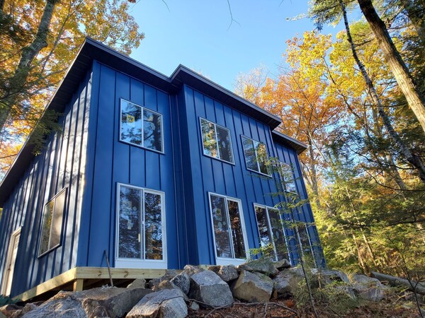 Breathtaking Mountain Views Across Lake Winnipesaukee- Boat Access Only - Lake Winnipesaukee, NH