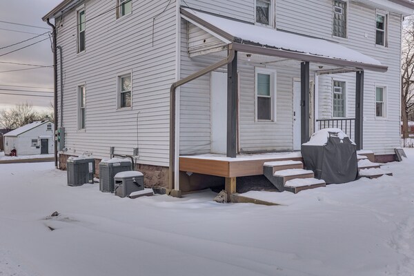 3 Mi To Downtown Youngstown: Updated Apartment - Youngstown State University, Youngstown