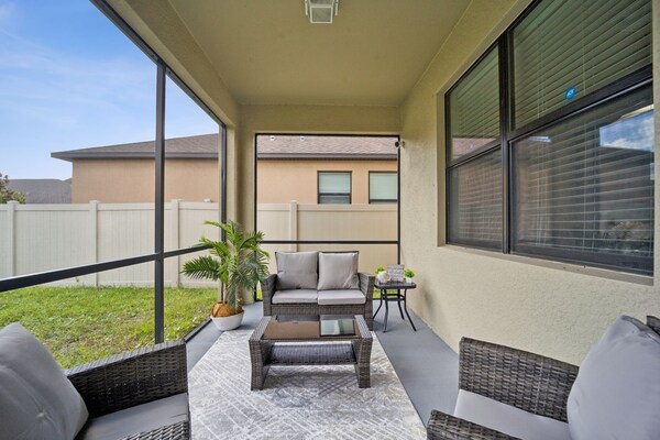 Tampa Private Home/game Room/theater Room & More! - Apollo Beach, FL