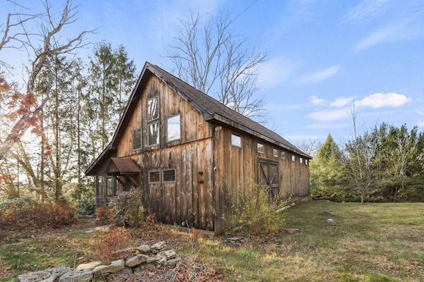 A Writer's Retreat At The Barn - The Berkshires, MA