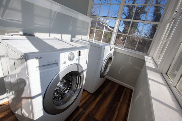 Spacious 3-bedroom, 2-bath Home In The Heart Of Greenwood - Greenwood, SC