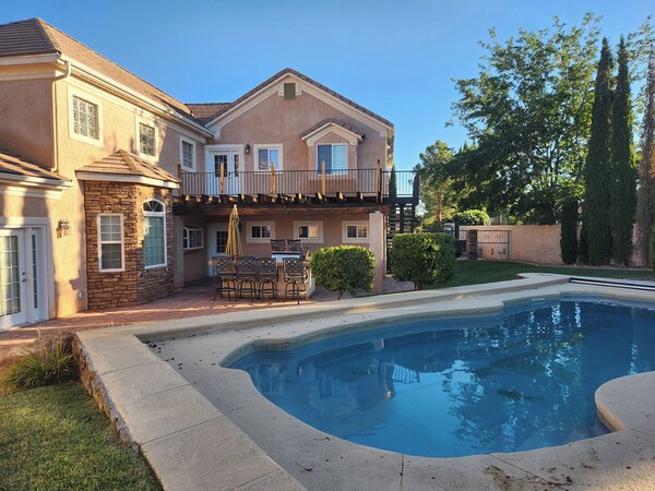4-bedroom House With Pool, Wifi And Ac Close To Lake Powell And Antelope Canyon. - Page, AZ