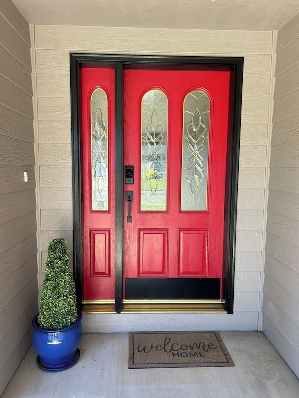 Beautifully Renovated Sleeps Up To 8 In East Medford - メドフォード, OR