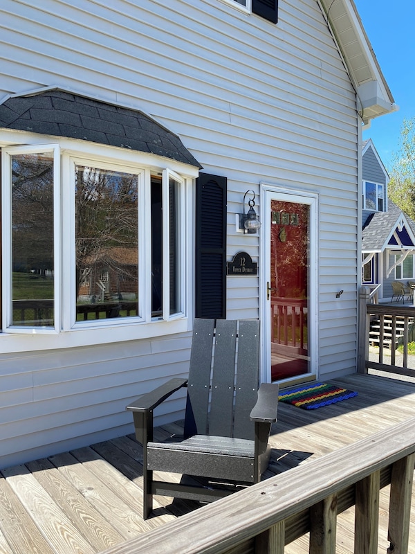 Charming Cottage In The Shadow Of Day Mountain - Bar Harbor, ME