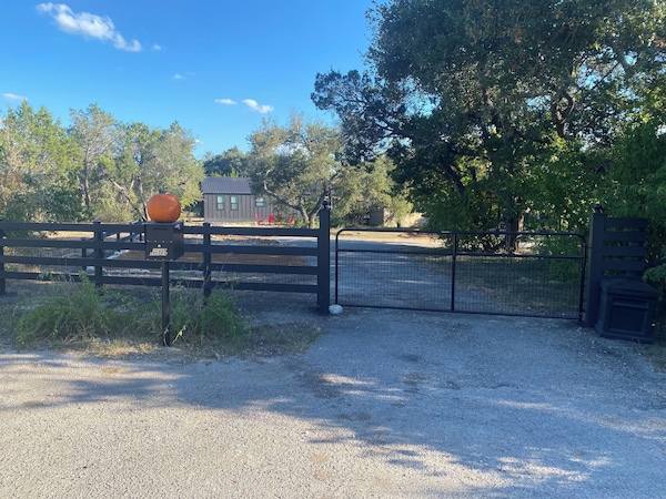 The Hideout-unit B\n - Circle C Ranch - Austin