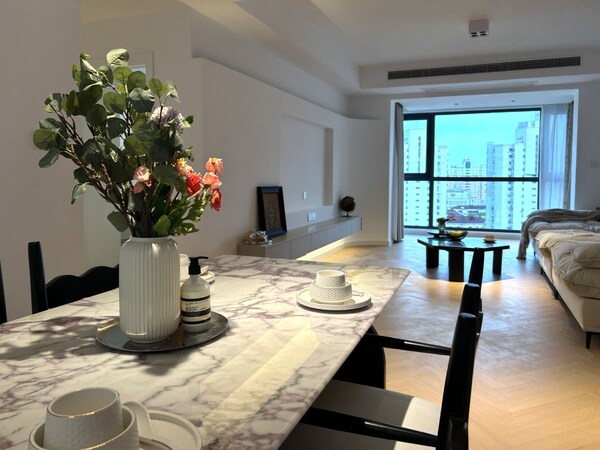 Eastern Hub - Spacious 3-bedroom Apartment In Vibrant Shanghai With Wifi, Ac - Shanghai
