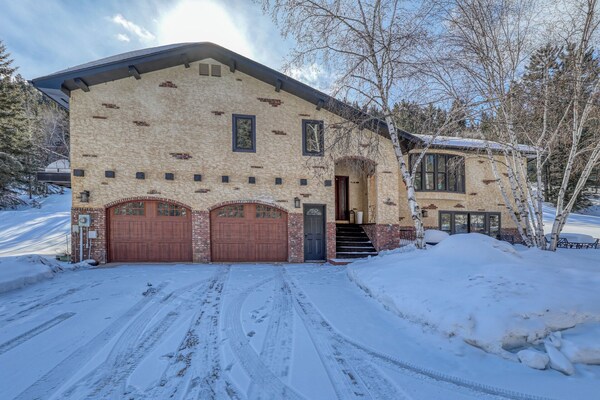 Beautiful Newly Remodeled - 4 King Beds!  Just Opened For Sturgis - Book Fast! - Deadwood, SD