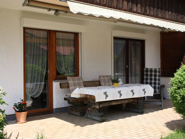 Apartment 53 Sqm, South Terrace And Separate Bedroom - Grassau