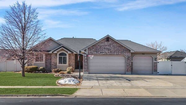 Spacious Entertainment Dream Home 6 Bedroom - 20+ - Syracuse, UT