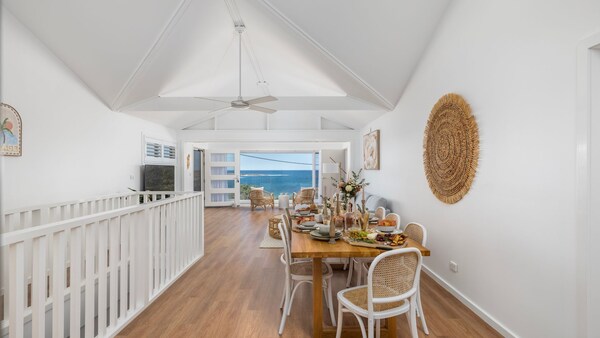 Waves At Boat Harbour, 65 Kingsley Dr - Stunning House, Fantastic Waterviews And Dog Friendly - Soldiers Point